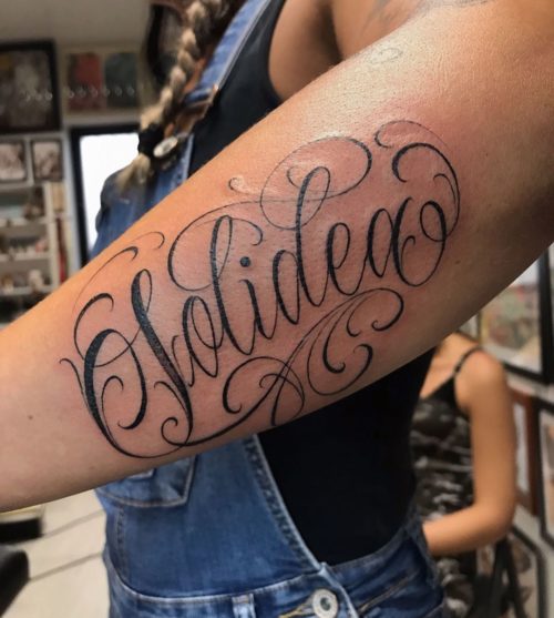 50 coole Lettering Tattoo Ideen für Girls & Boys, Part 01 - Tattoo Spirit