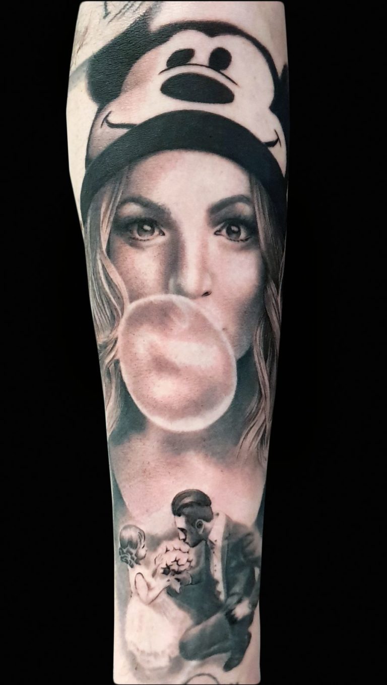 Human Design Tattoo in Augsburg – Tattoo Spirit